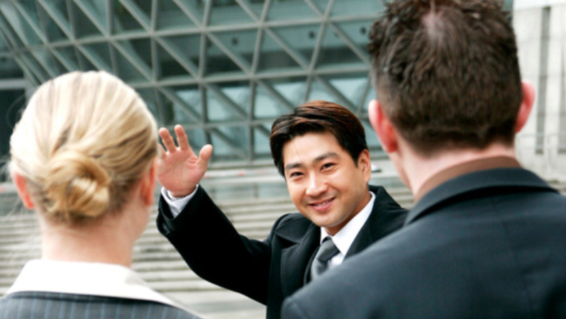 Saying Goodbye - Bahasakita.com